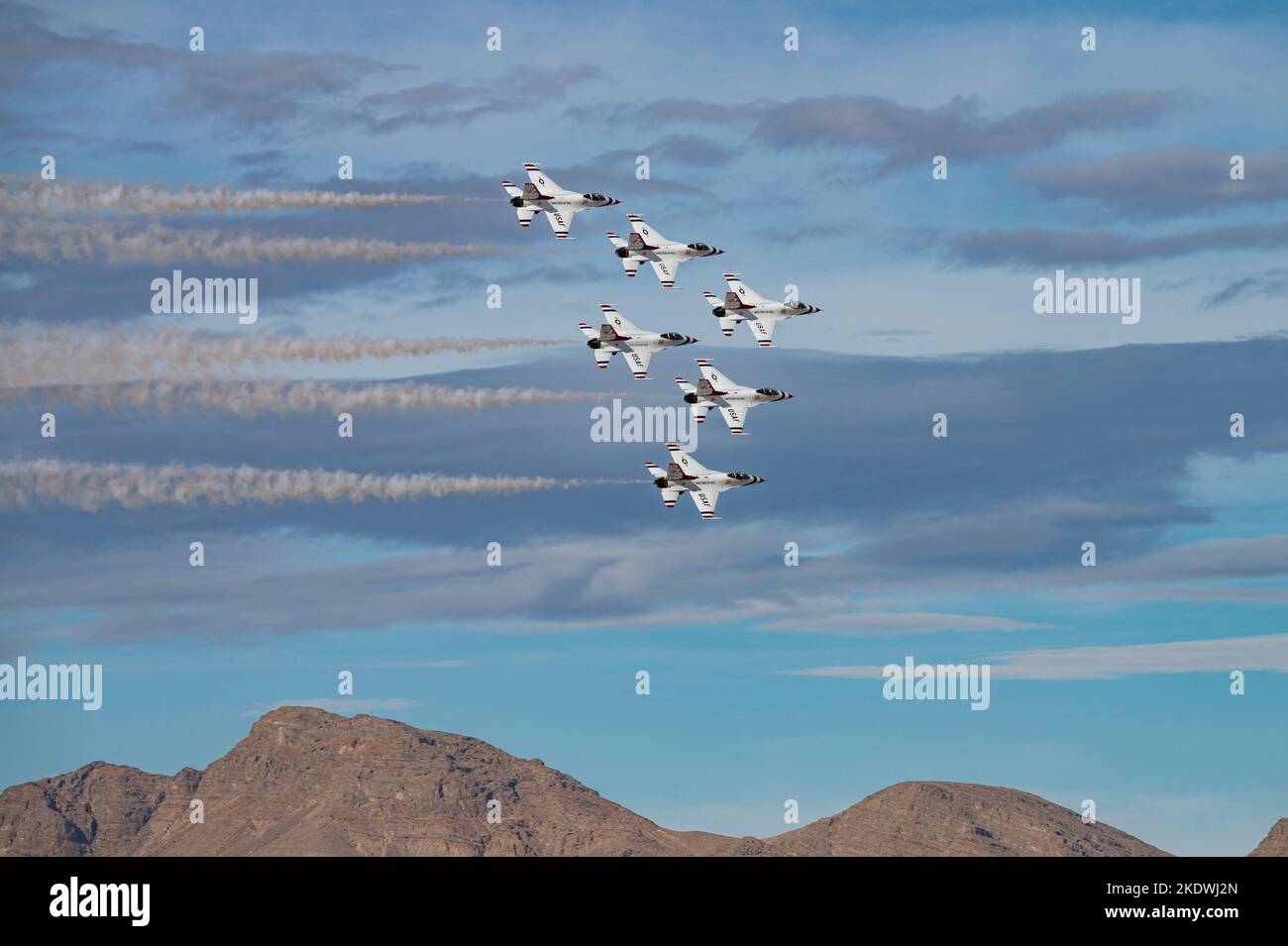 Six F-16 Fighting Falcon fighter jets assigned to the U.S. Air Force ...