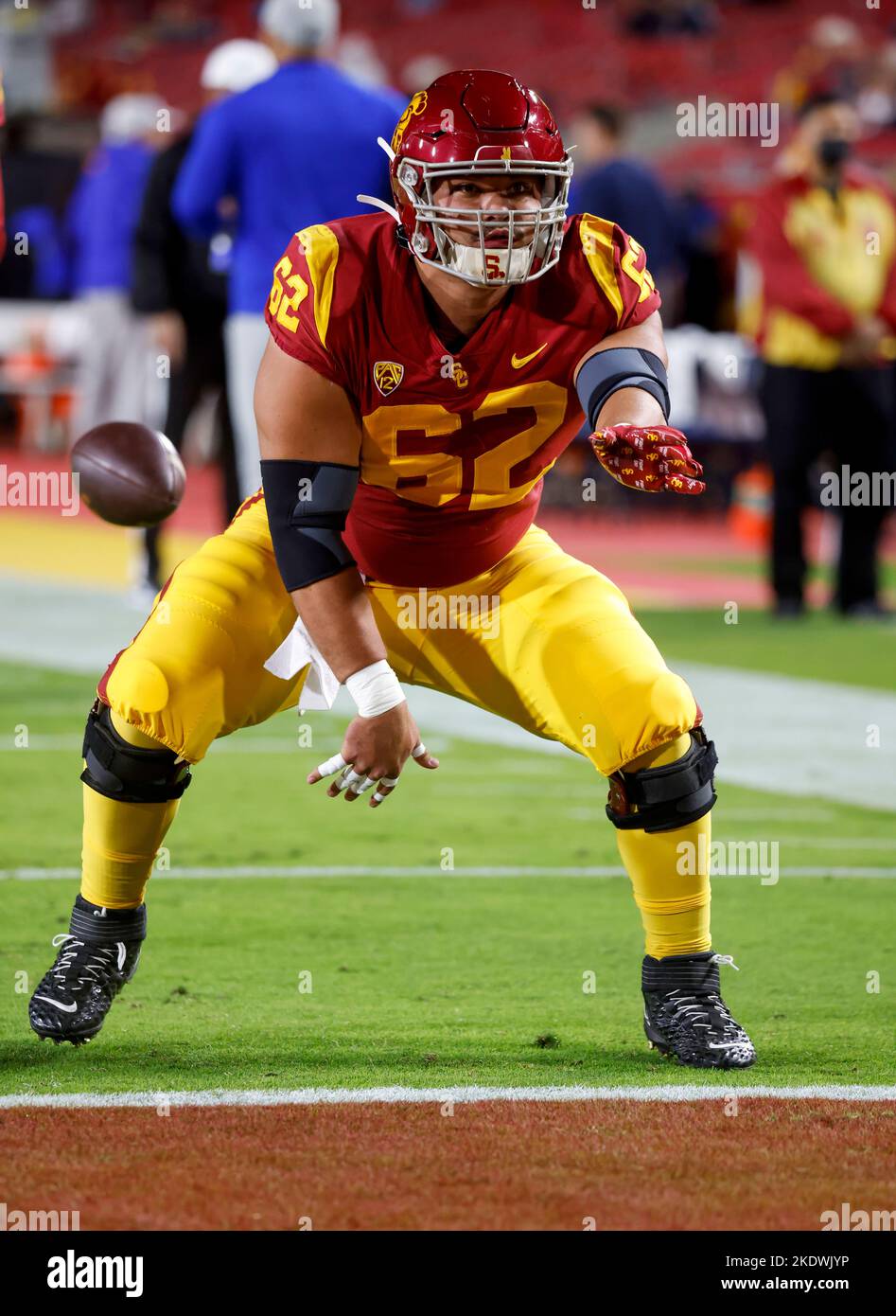 November 05, 2022 USC Trojans offensive lineman Brett Neilon #62 in ...