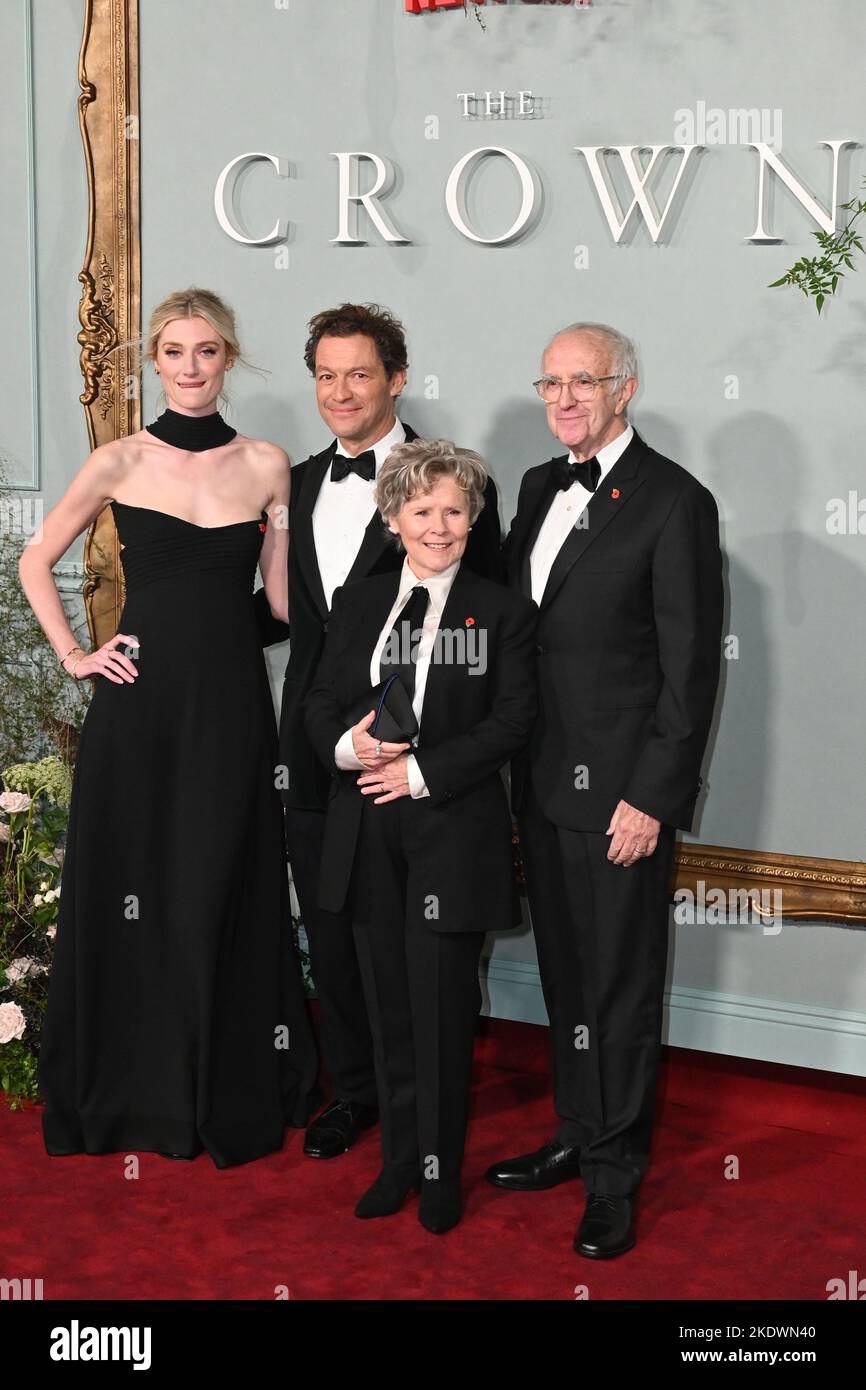London, UK - 8th November 2022 Elizabeth Debicki, Dominic West, Imelda ...