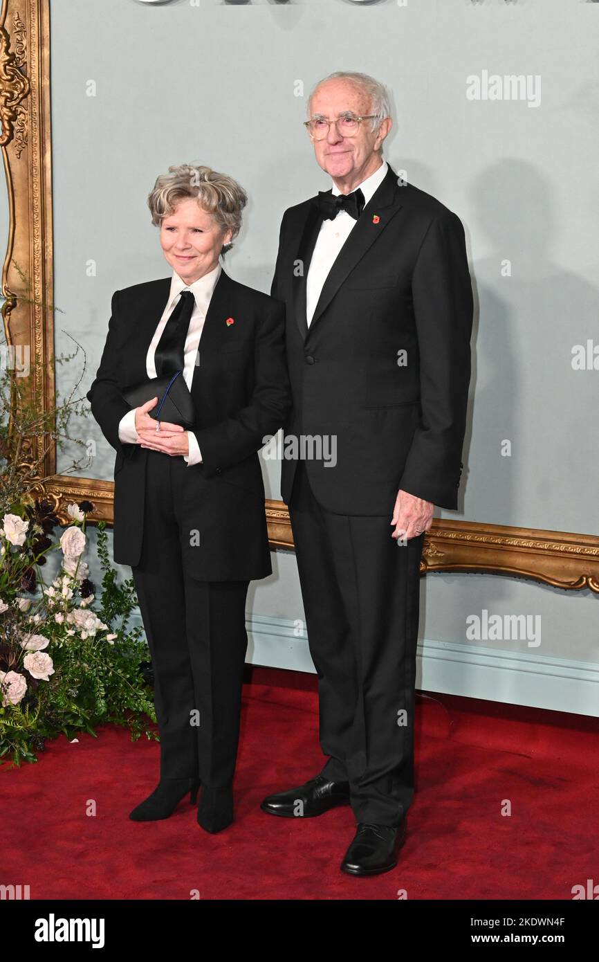London, UK - 8th November 2022 Imelda Staunton and Jonathan Pryce at ...