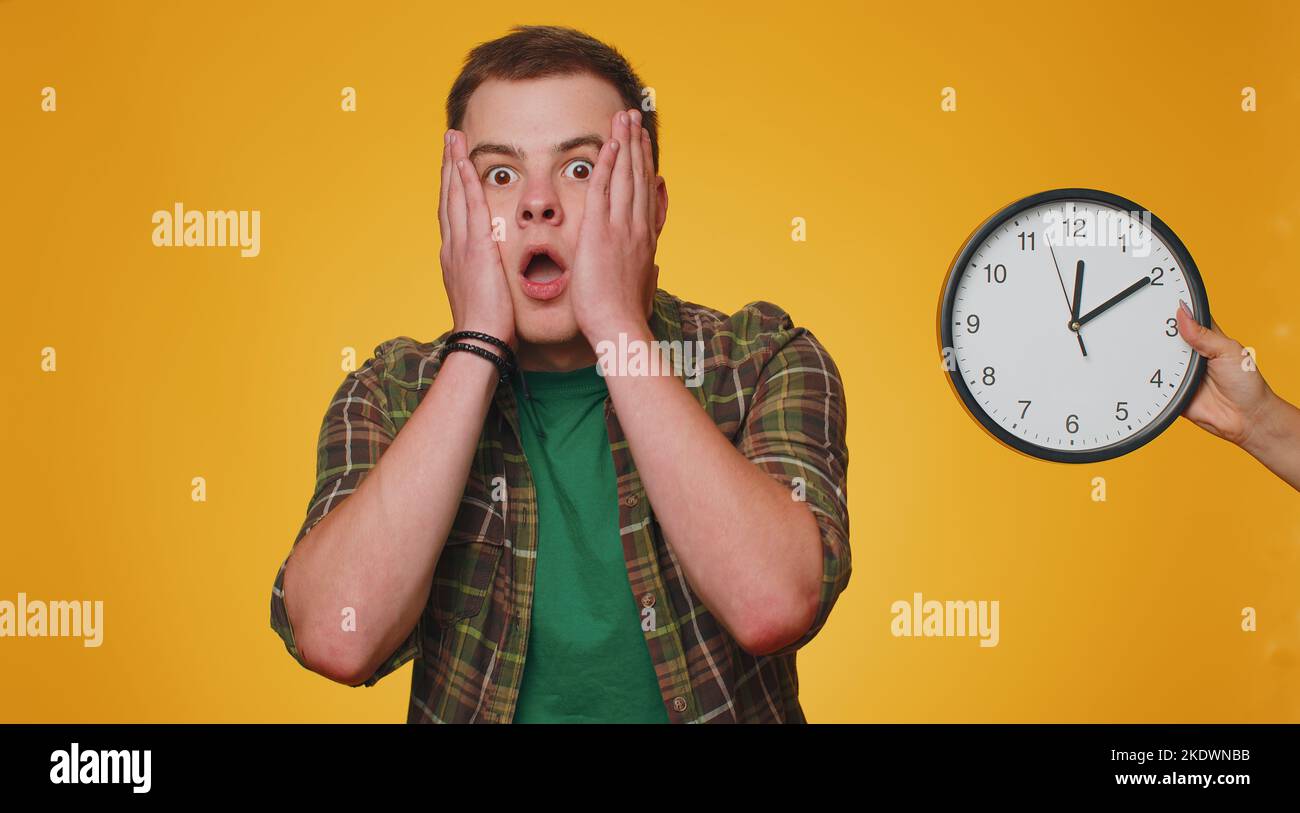 Man confused in hurry to work hi-res stock photography and images - Alamy