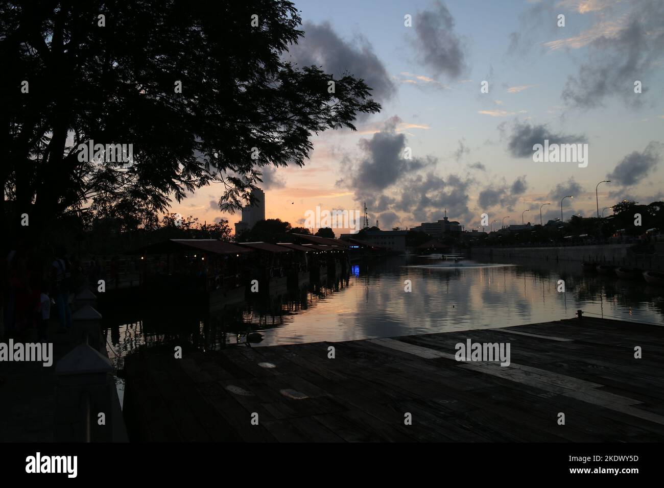 The Pettah Floating Markets, Colombo, Sri Lanka Stock Photo - Alamy