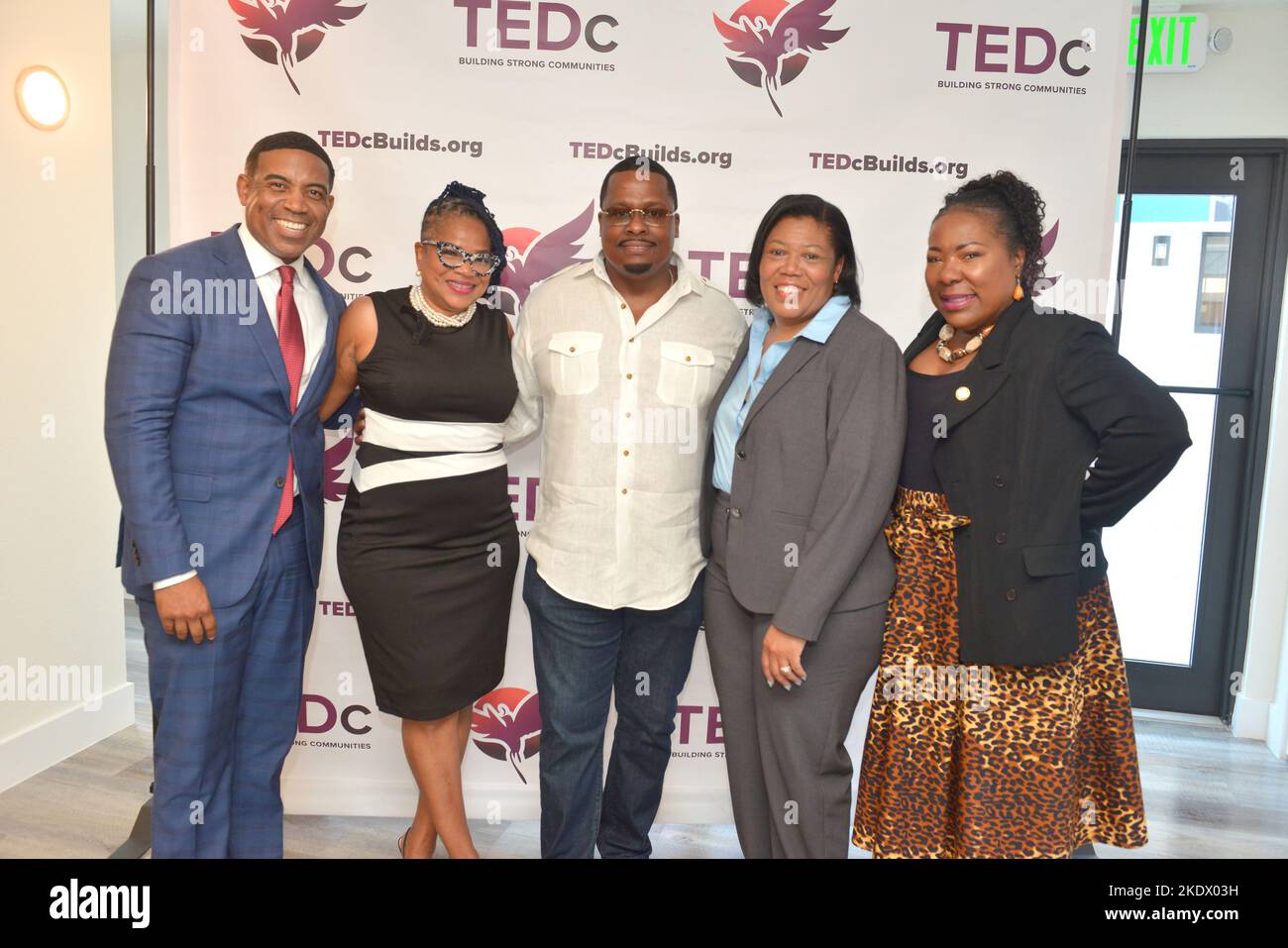 MIAMI, FLORIDA - NOVEMBER 03: NBC 6 News Co-Anchor Jawan Strader ...