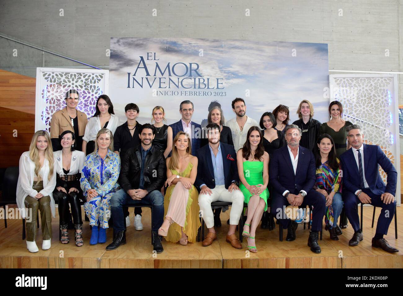 Mexico City, Mexico. 8th Nov, 2022. (L-R) Isabella Tena, Gabriela ...