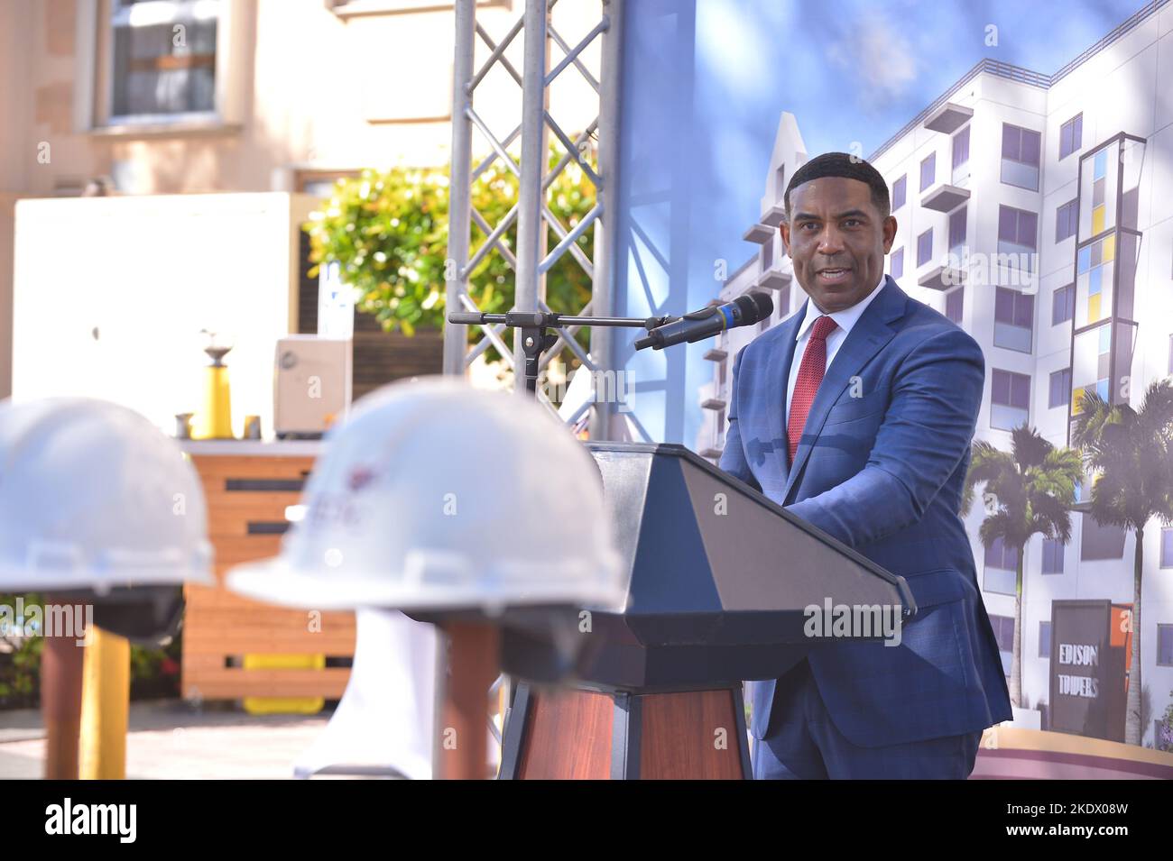MIAMI, FLORIDA - NOVEMBER 03: NBC 6 News Co-Anchor Jawan Strader ...