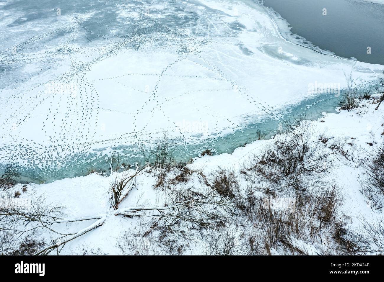 Lake and snow and aerial hi-res stock photography and images - Alamy