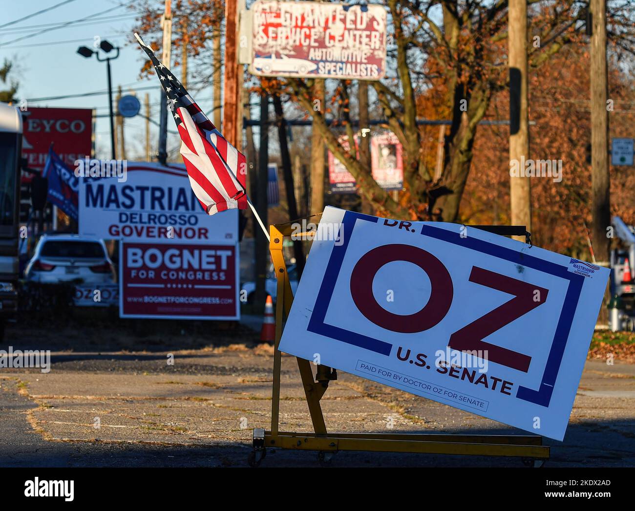America election poster of two hi-res stock photography and images - Alamy
