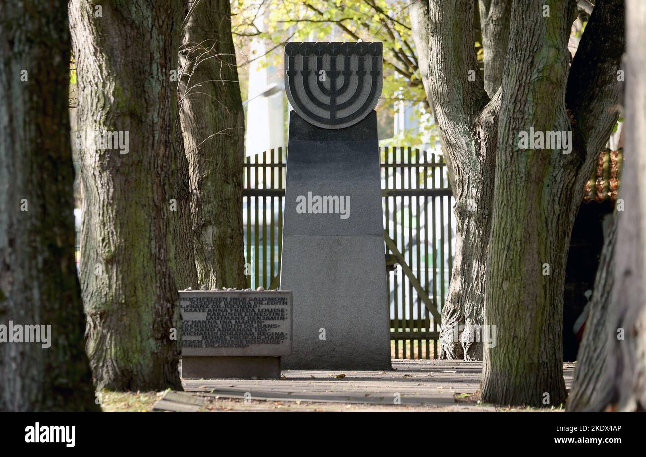 Rostock, Germany. 08th Nov, 2022. The seven-branched Menaro candelabra ...