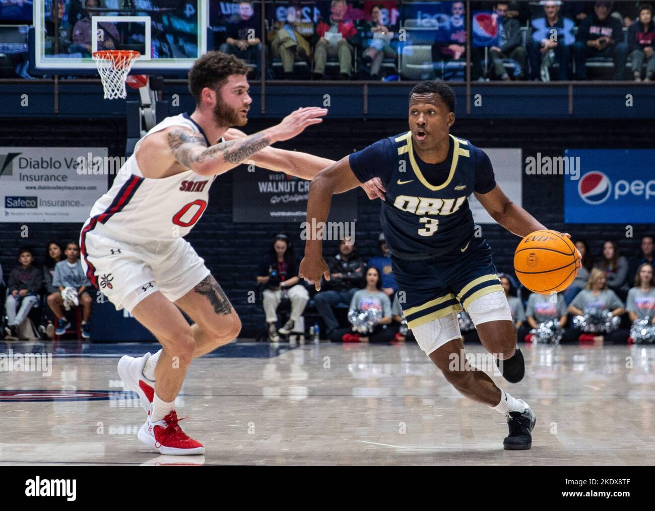 Oral roberts golden eagles mens basketball hi-res stock photography and ...
