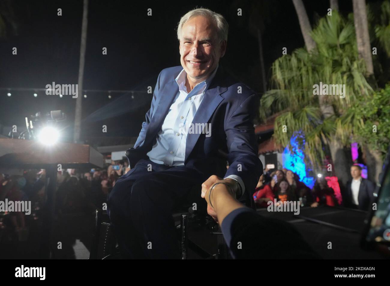 Watch party hi-res stock photography and images - Alamy