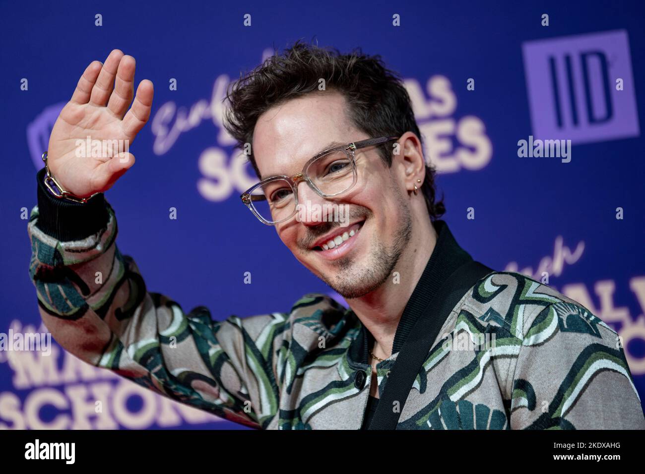 Berlin, Germany. 08th Nov, 2022. Nico Stank, actor, comes to the world ...