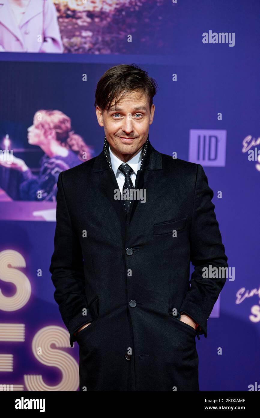 Berlin, Germany. 08th Nov, 2022. Tom Schilling, actor, at the world ...