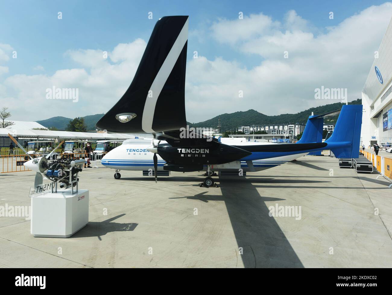 Zhuhai, China. 09th Nov, 2022. ZHUHAI, CHINA - NOVEMBER 9, 2022 - TWIN ...
