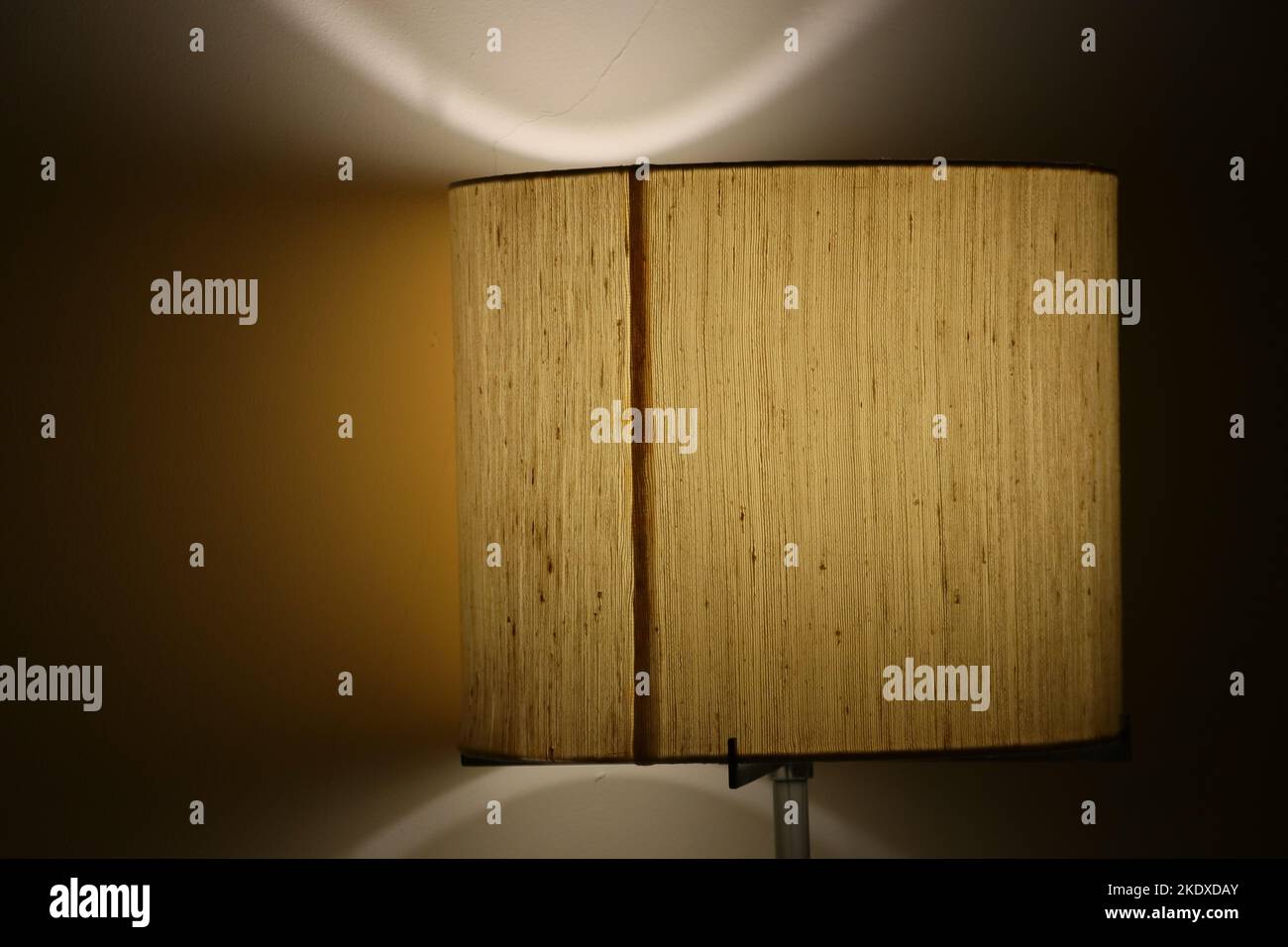 desk lamp light background Stock Photo - Alamy