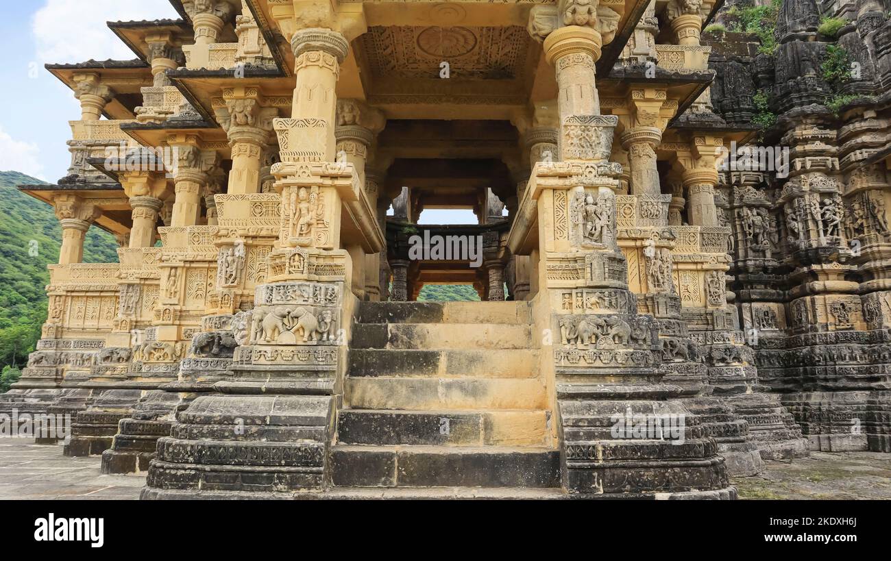 Carvings on Navlakha Temple, Ghumli, Dwarka, Gujarat, India Stock Photo ...