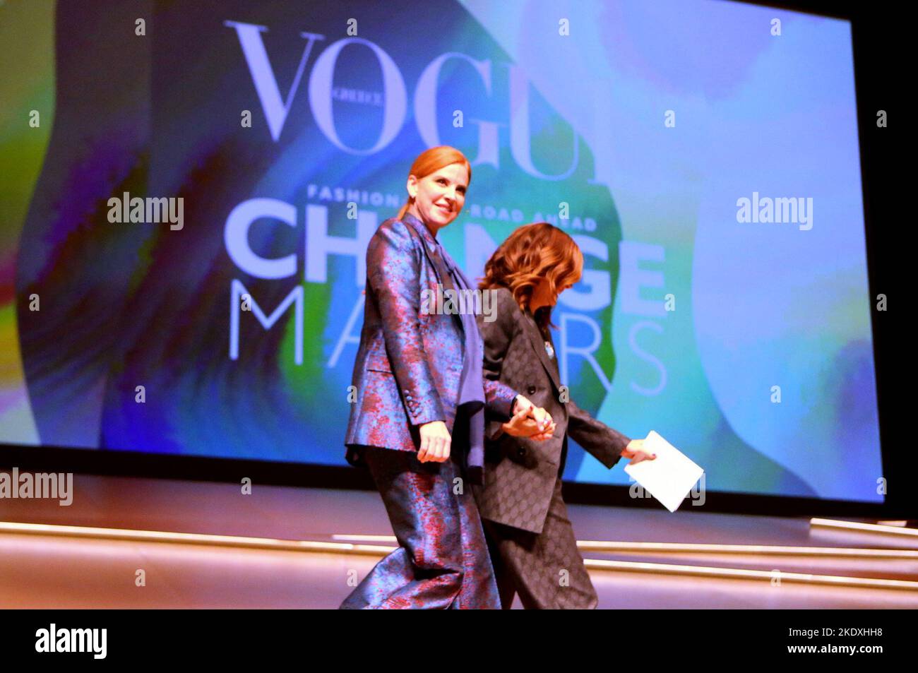 Sarah rafferty hi-res stock photography and images - Alamy