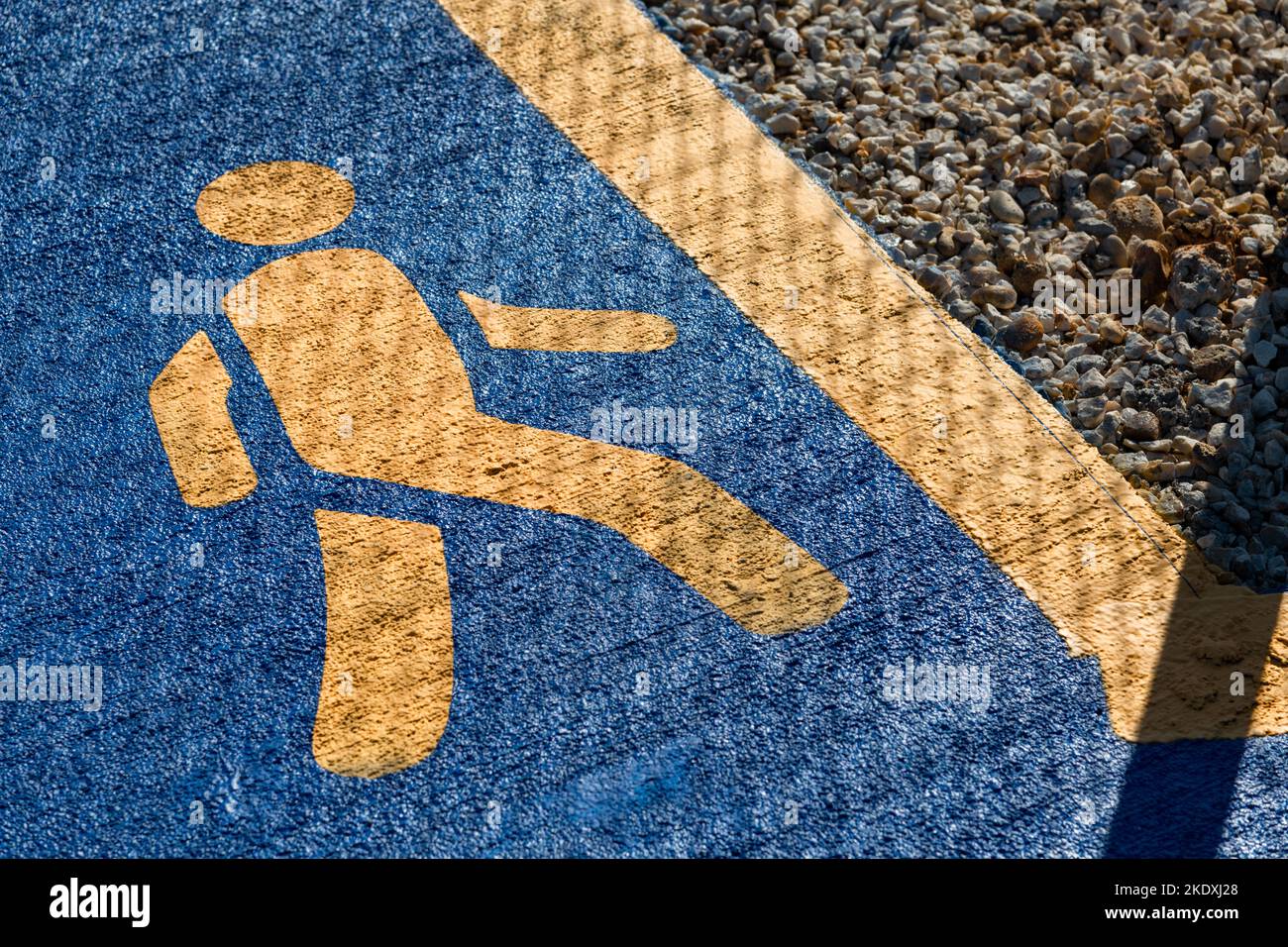 Jogging track sign hi-res stock photography and images - Alamy