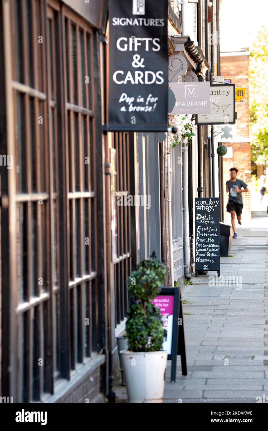 On clayton road hi-res stock photography and images - Alamy