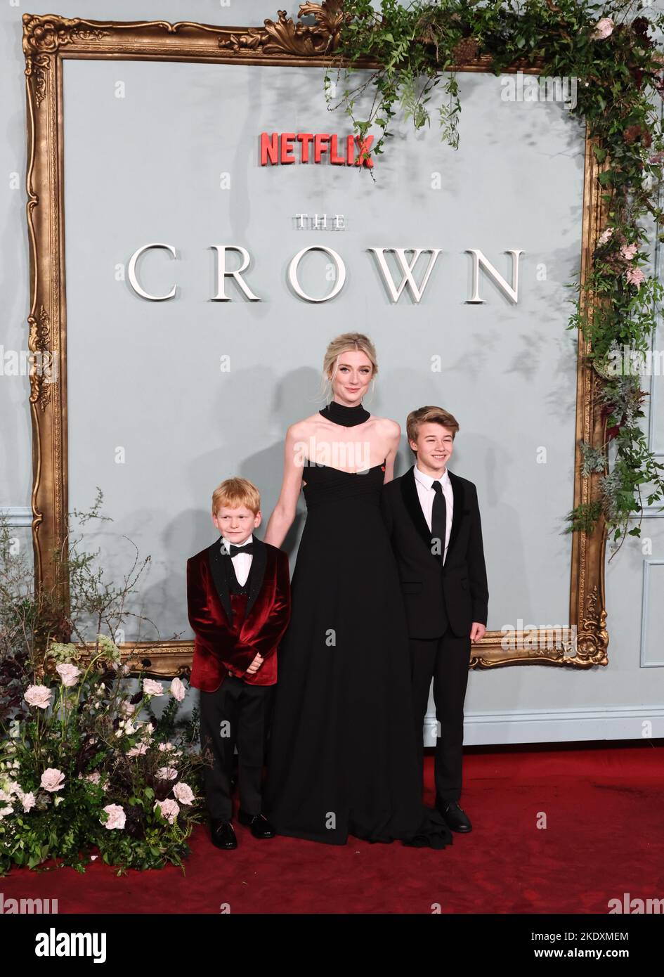 Elizabeth Debicki, Timothee Sambor and Teddy Hawley, The Crown Season 5 ...