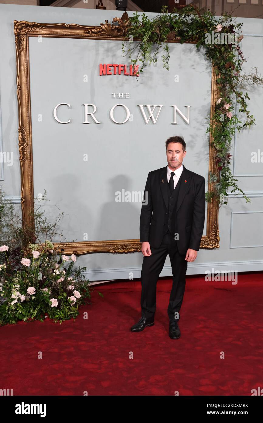 James Murray The Crown Hi Res Stock Photography And Images Alamy