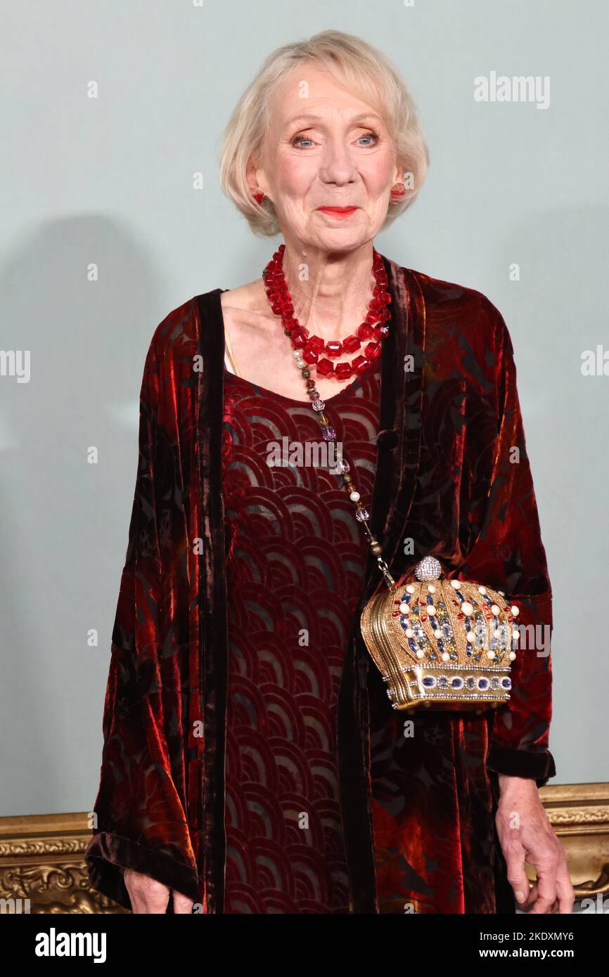 Marcia Warren, The Crown Season 5 World Premiere, Theatre Royal Drury ...