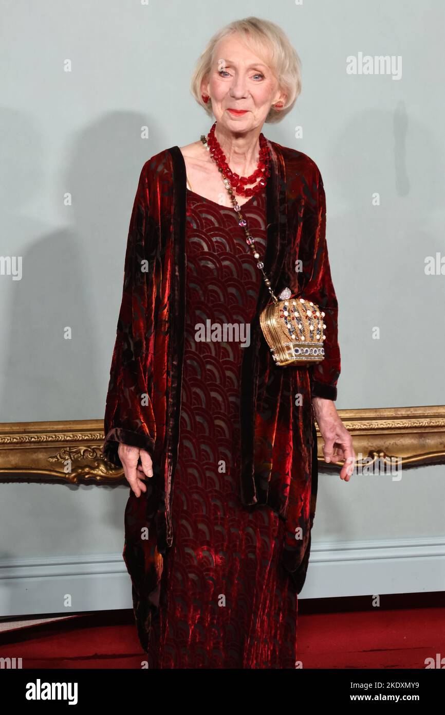 Marcia Warren, The Crown Season 5 World Premiere, Theatre Royal Drury ...