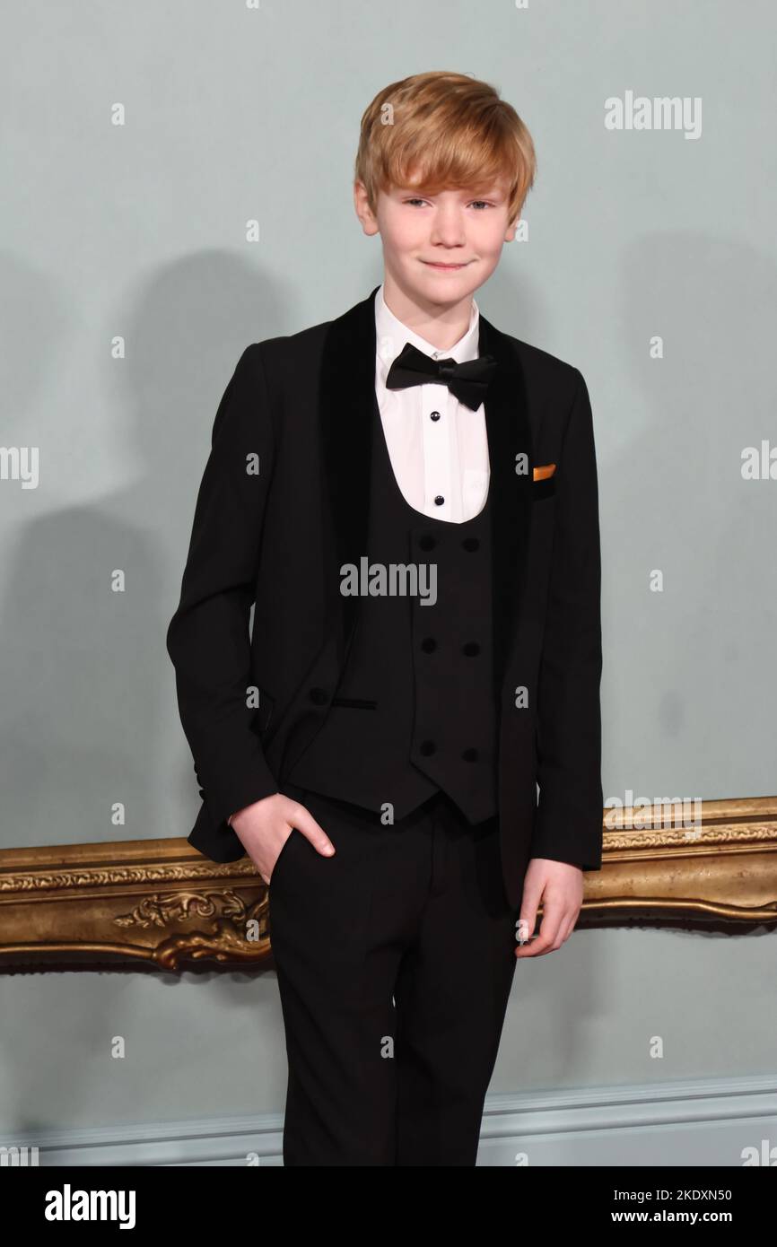 Will Powell, The Crown Season 5 World Premiere, Theatre Royal Drury ...