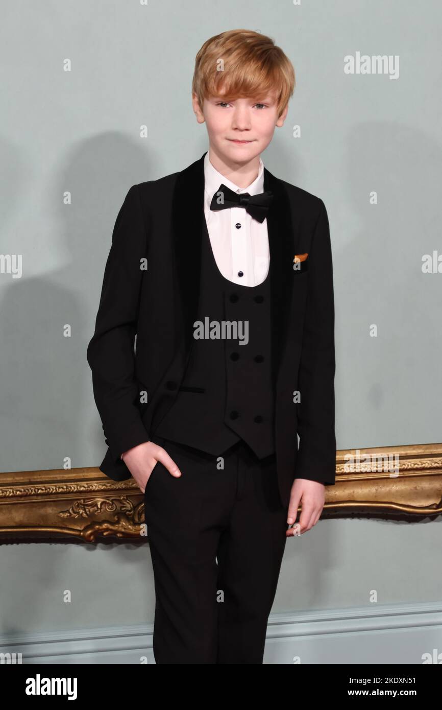 Will Powell, The Crown Season 5 World Premiere, Theatre Royal Drury ...