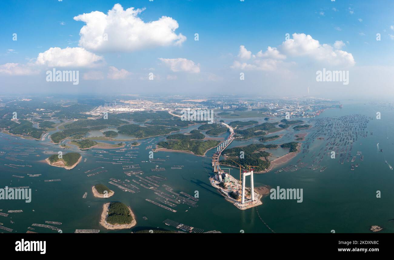 Aerial photos show the Longmen Bridge in construction in Qin zhou City ...
