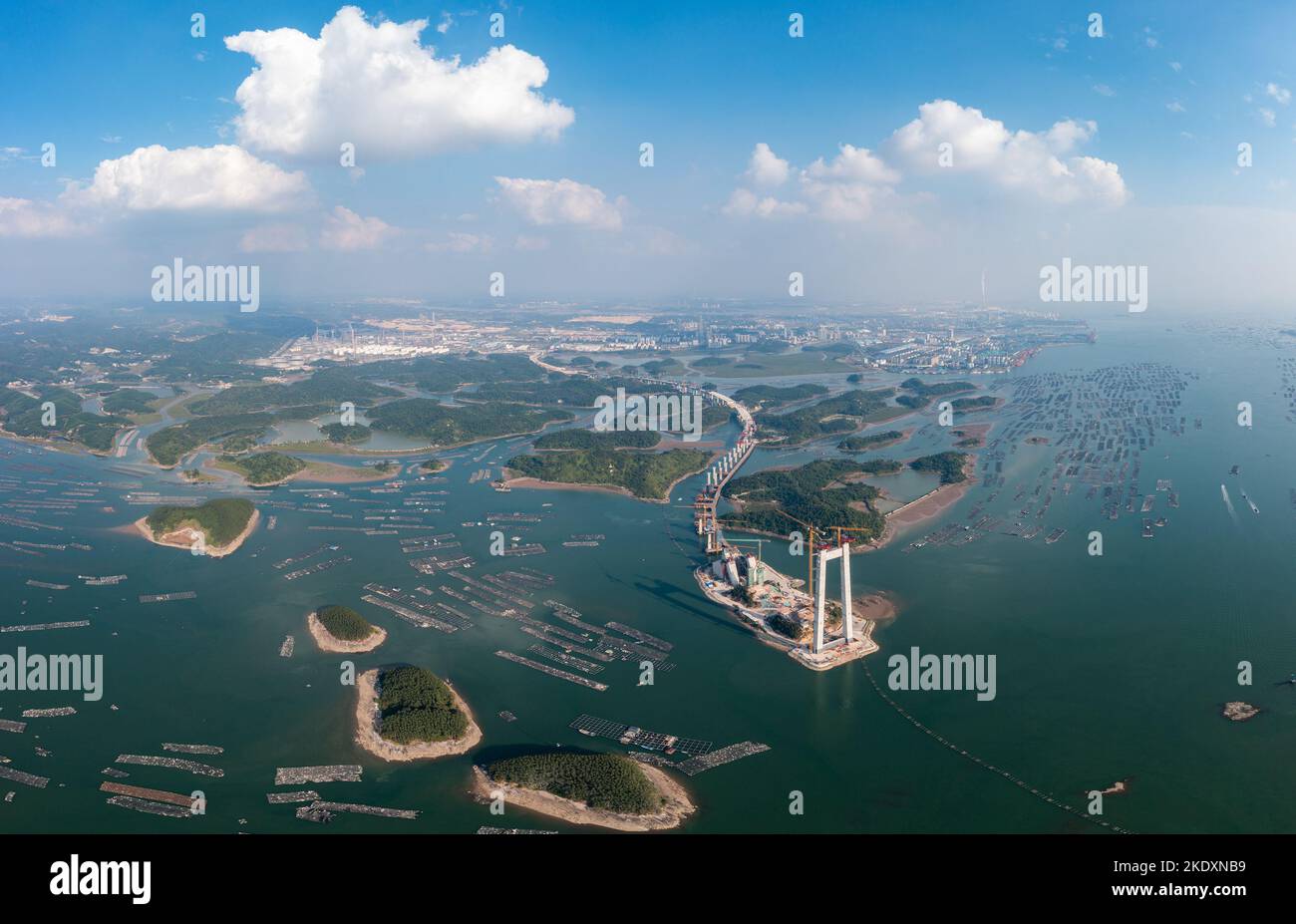 Aerial photos show the Longmen Bridge in construction in Qin zhou City ...