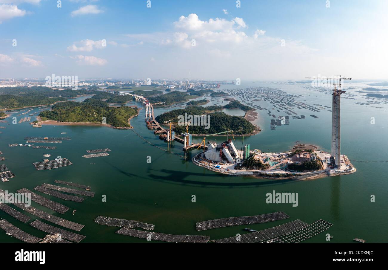 Aerial photos show the Longmen Bridge in construction in Qin zhou City ...