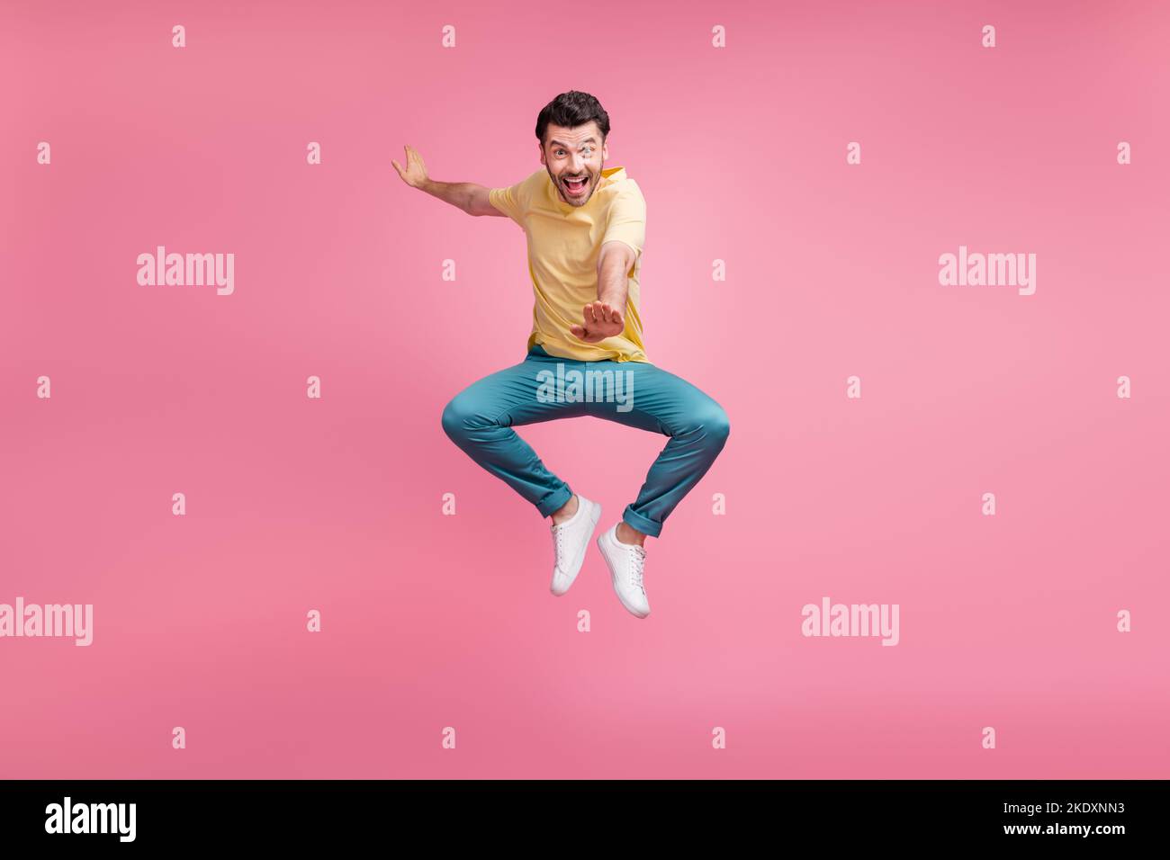 Full length photo of optimistic athlete fighting boxing sport ...