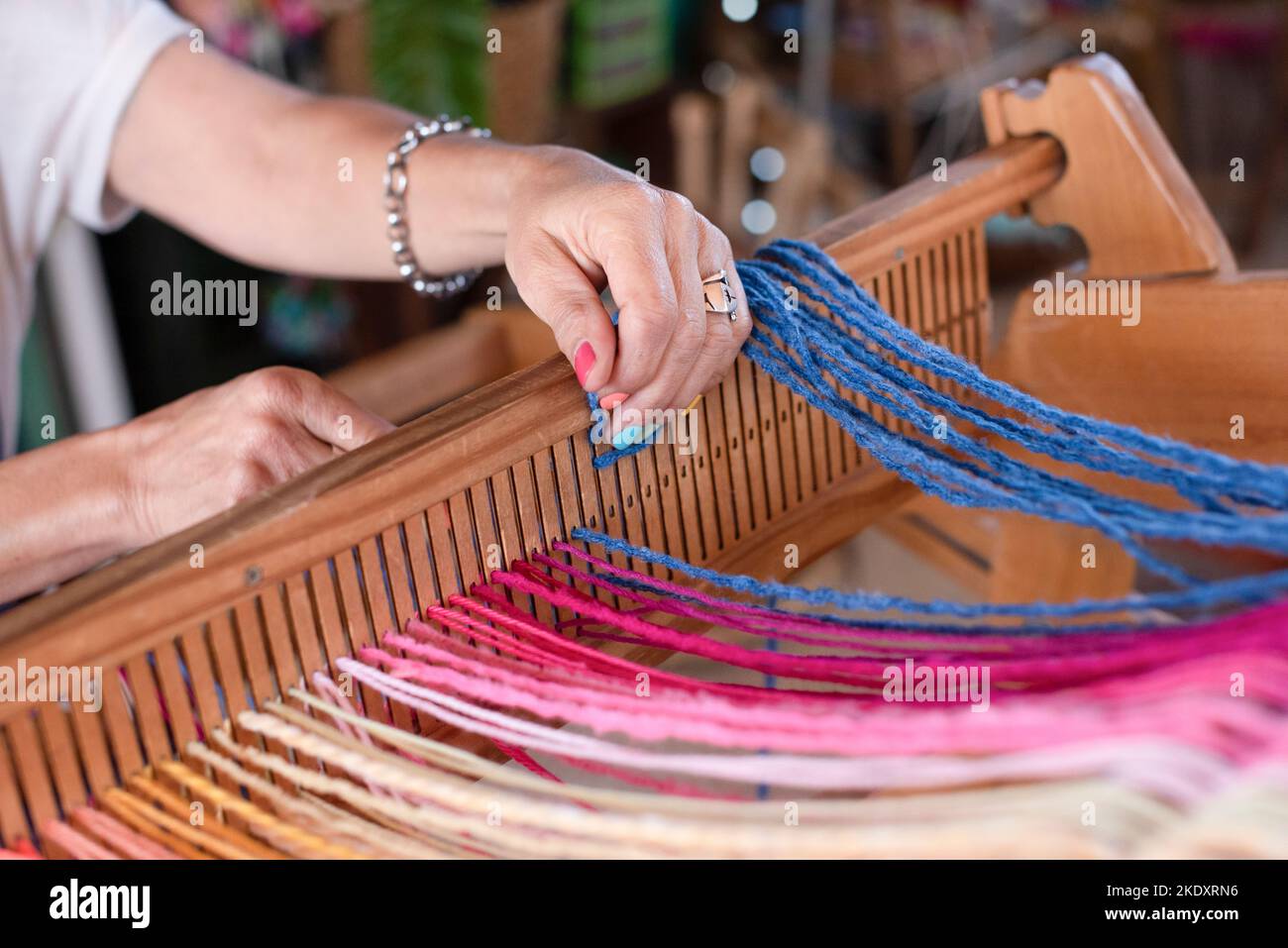Slit weave hi-res stock photography and images - Alamy