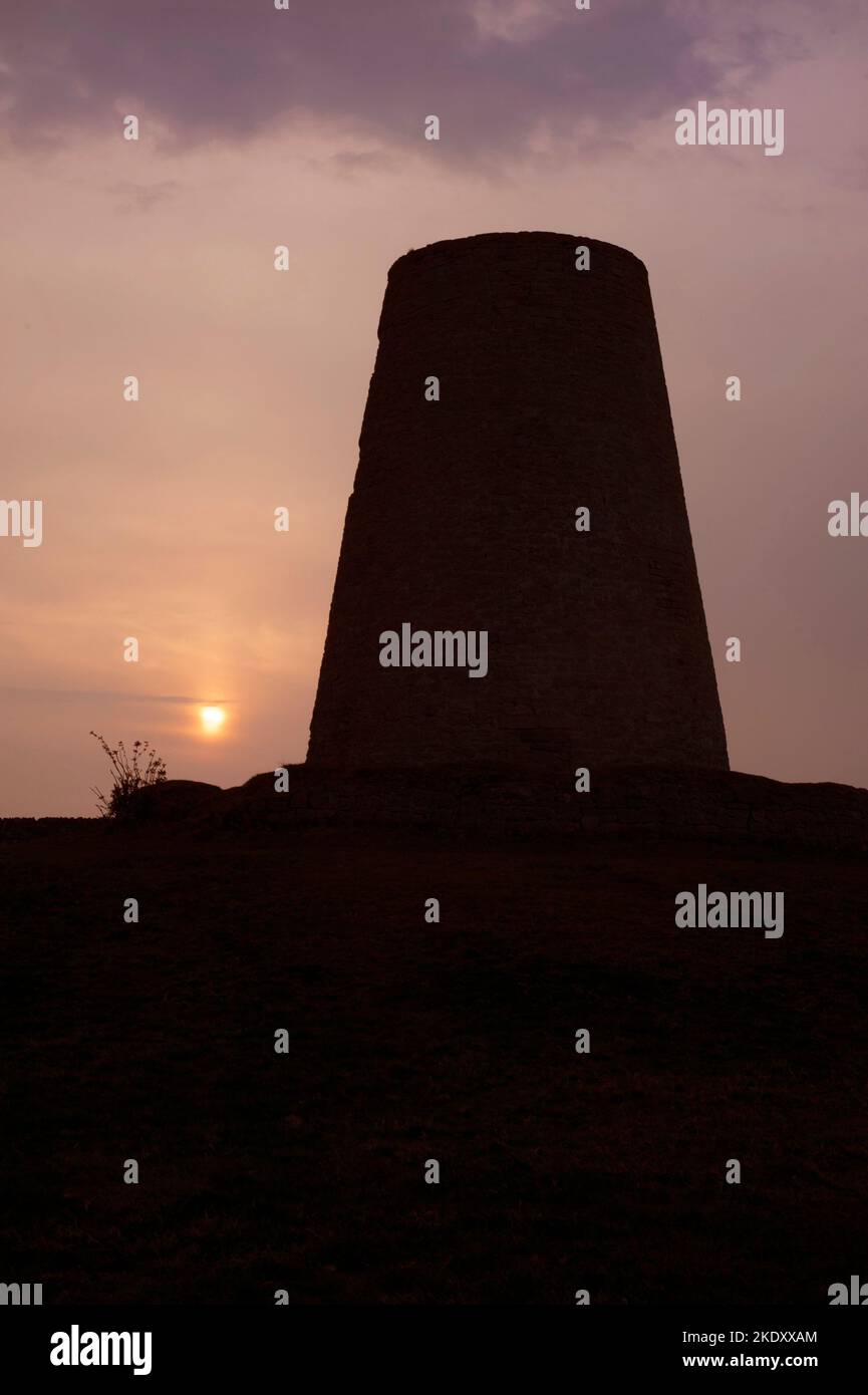 Sunrise at Cleadon Mill, South Tyneside Stock Photo - Alamy