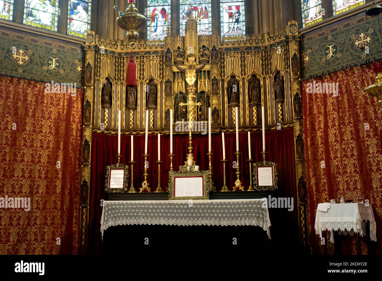 The altar and reredos, St. John the Baptist Church, Leamington Spa ...