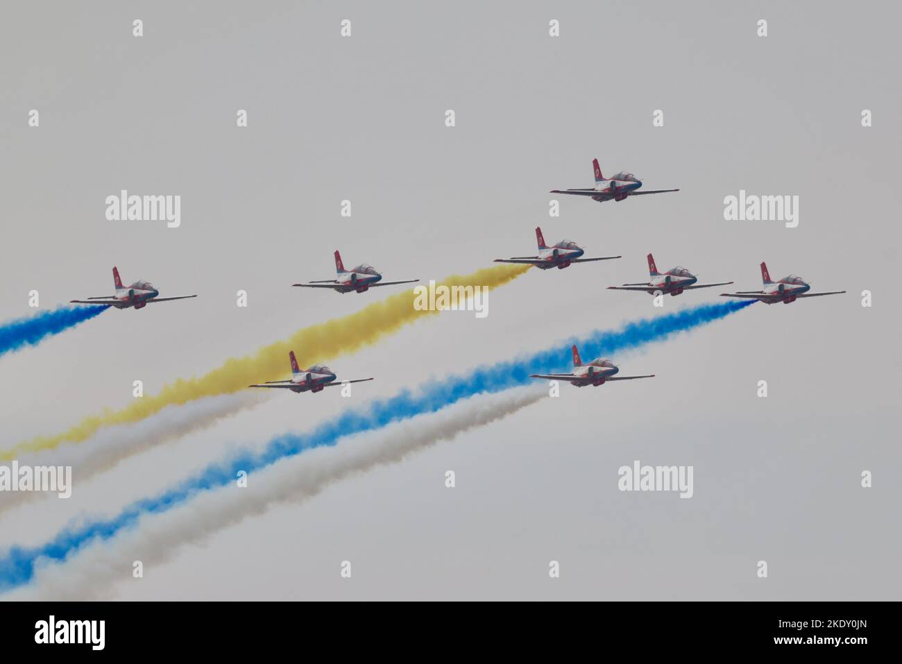 PLAFF Red Falcon Air Demonstration Team brings a great performance at ...