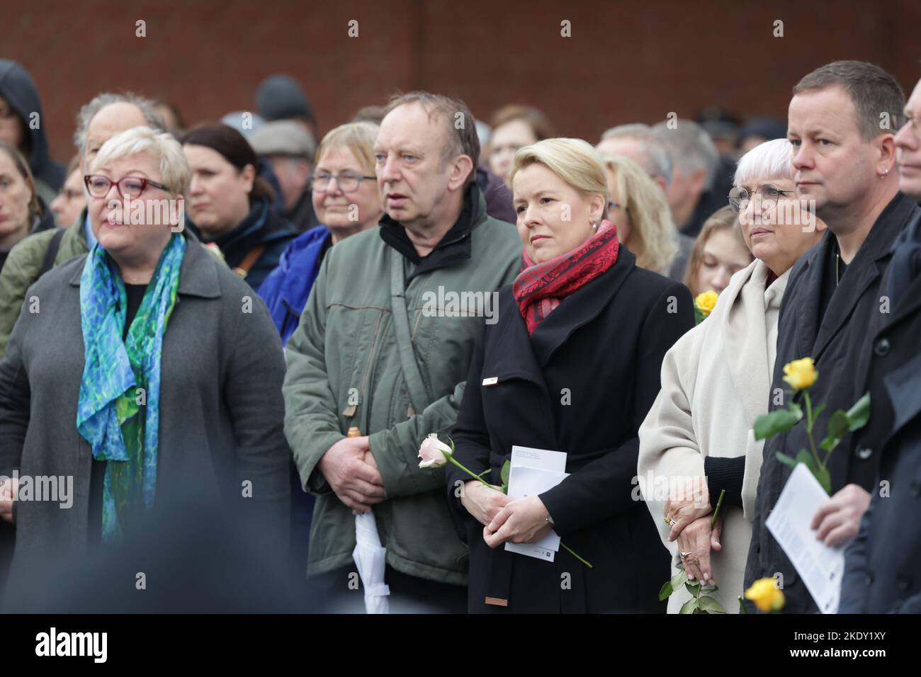 Sello tom hi-res stock photography and images - Alamy