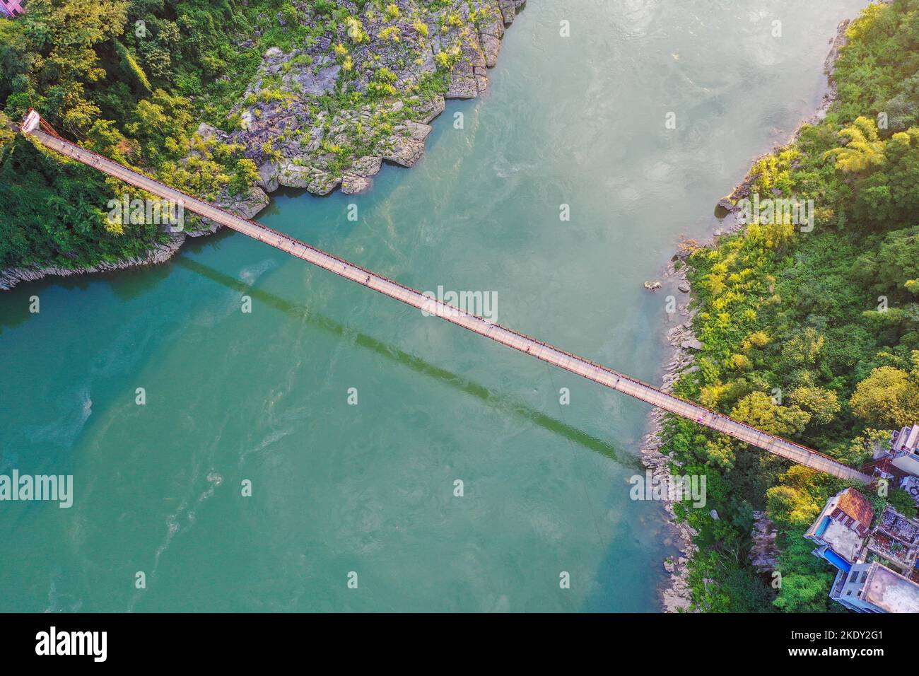 Aerial photos show China's fourth largest cable bridge - Longwan Cable ...