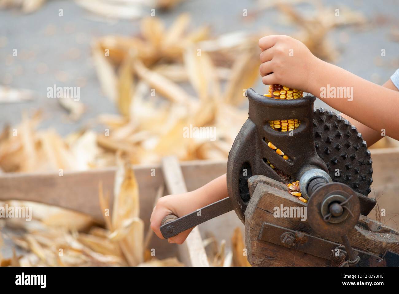 Maize shelling machine hi-res stock photography and images - Alamy