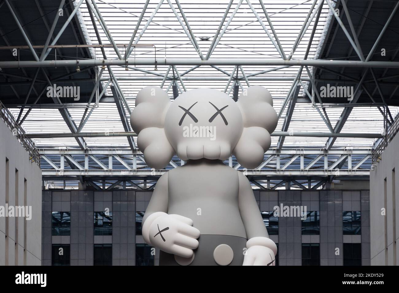 The sculpture "SHARE" by famous artist KAWS which used to be exhibited ...