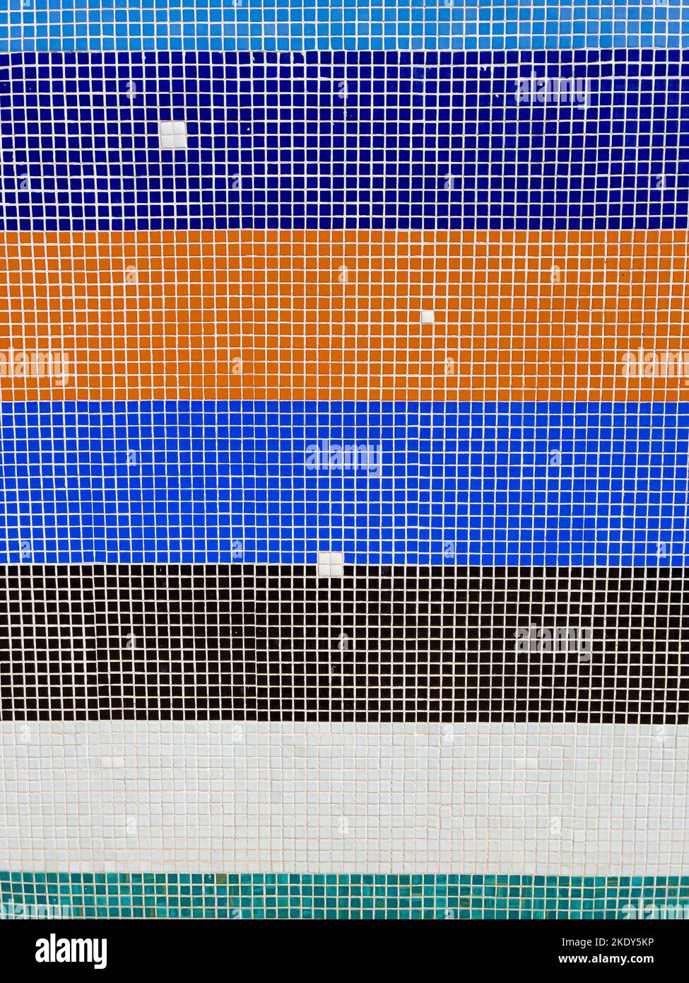 Mosaic like pattern hi-res stock photography and images - Alamy