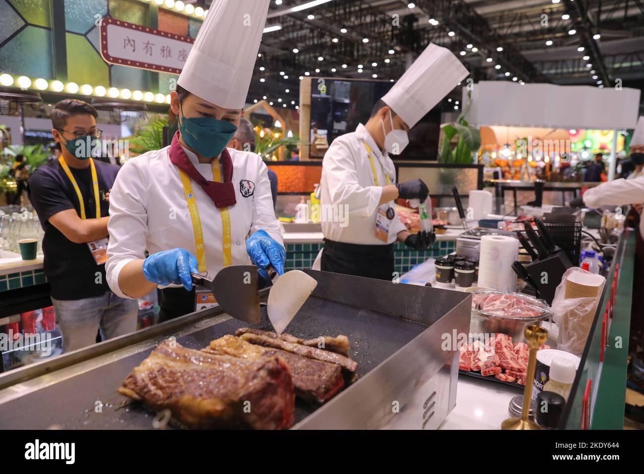 Food enterprises bring various foods at the 2022 China International ...