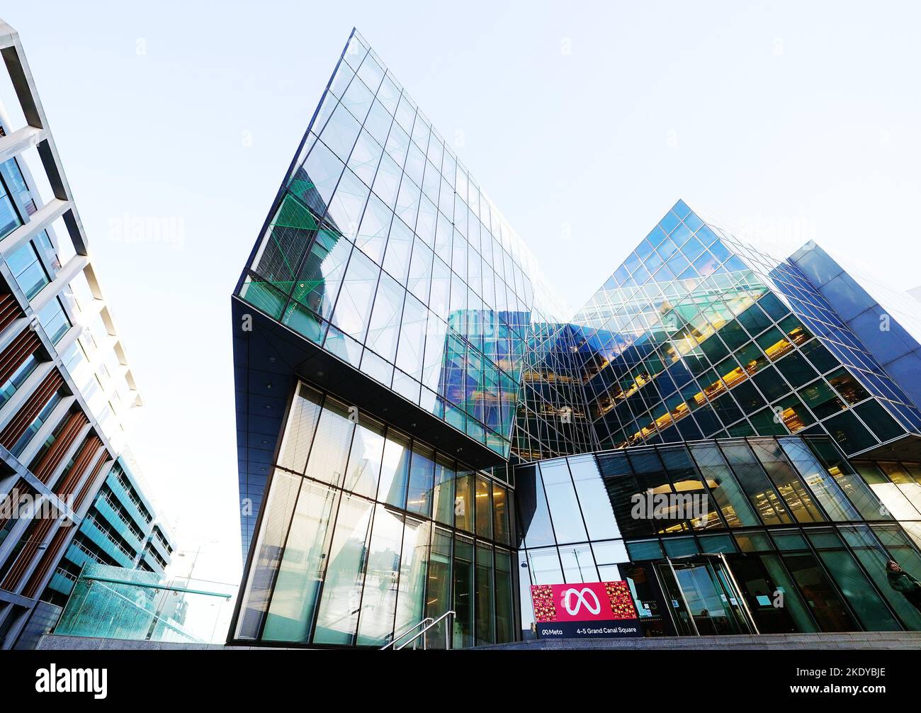 Meta dublín hi-res stock photography and images - Alamy