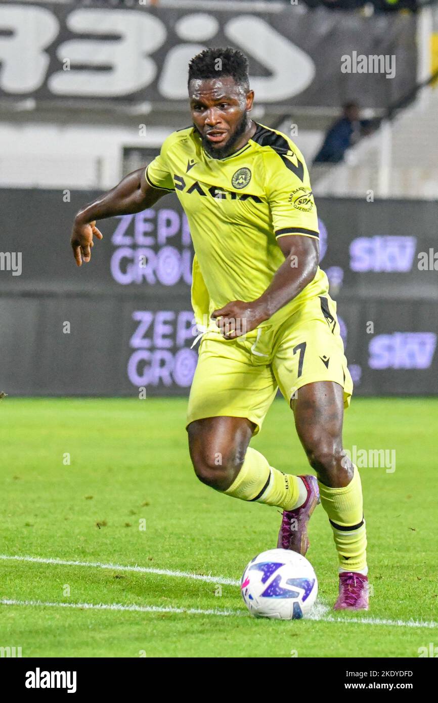 Alberto isaac hi-res stock photography and images - Alamy