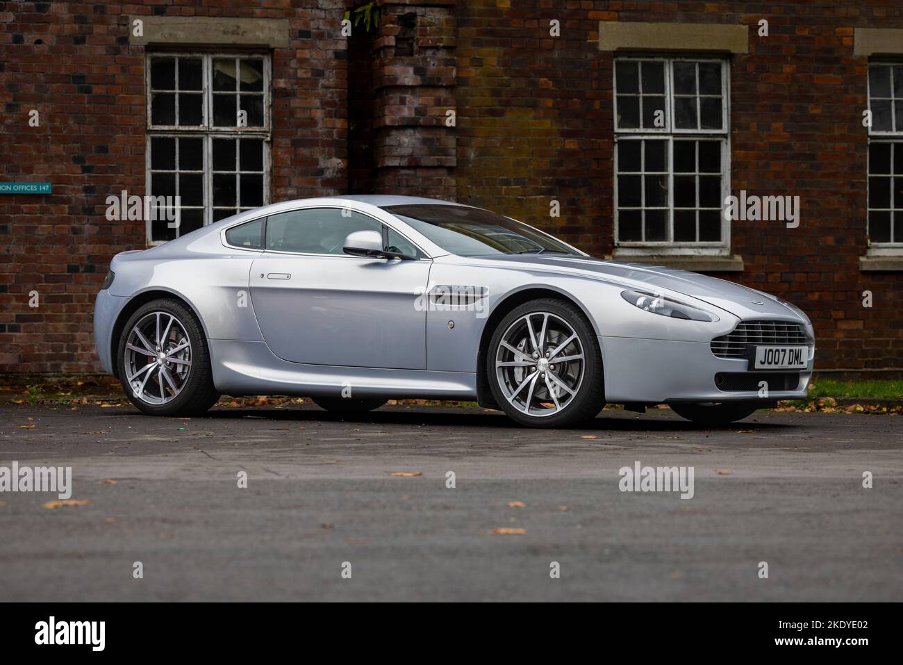 2022 aston martin v8 vantage coupe hi-res stock photography and images - Alamy