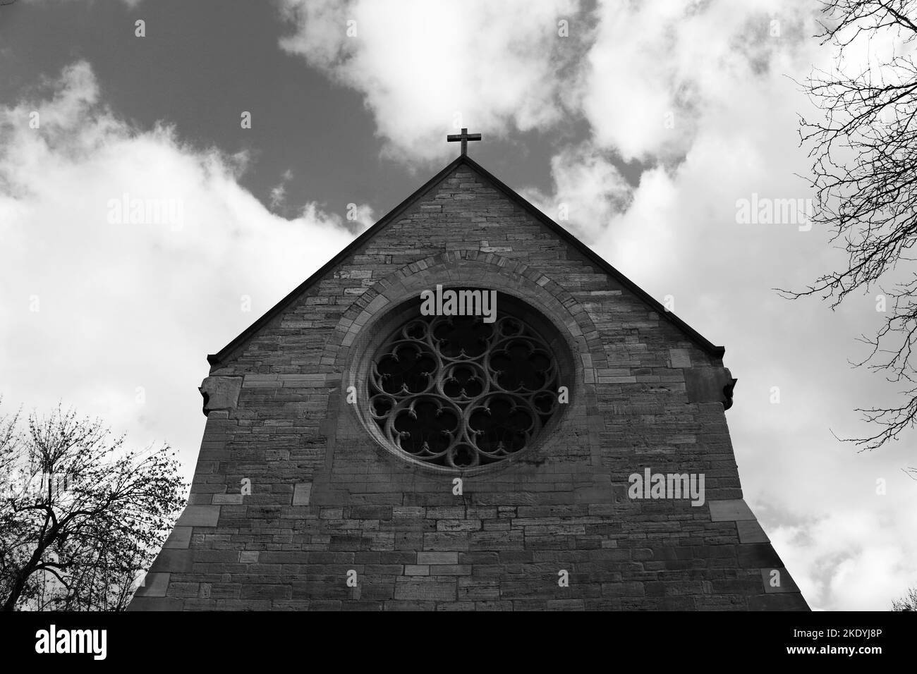 Black white shot church hi-res stock photography and images - Alamy