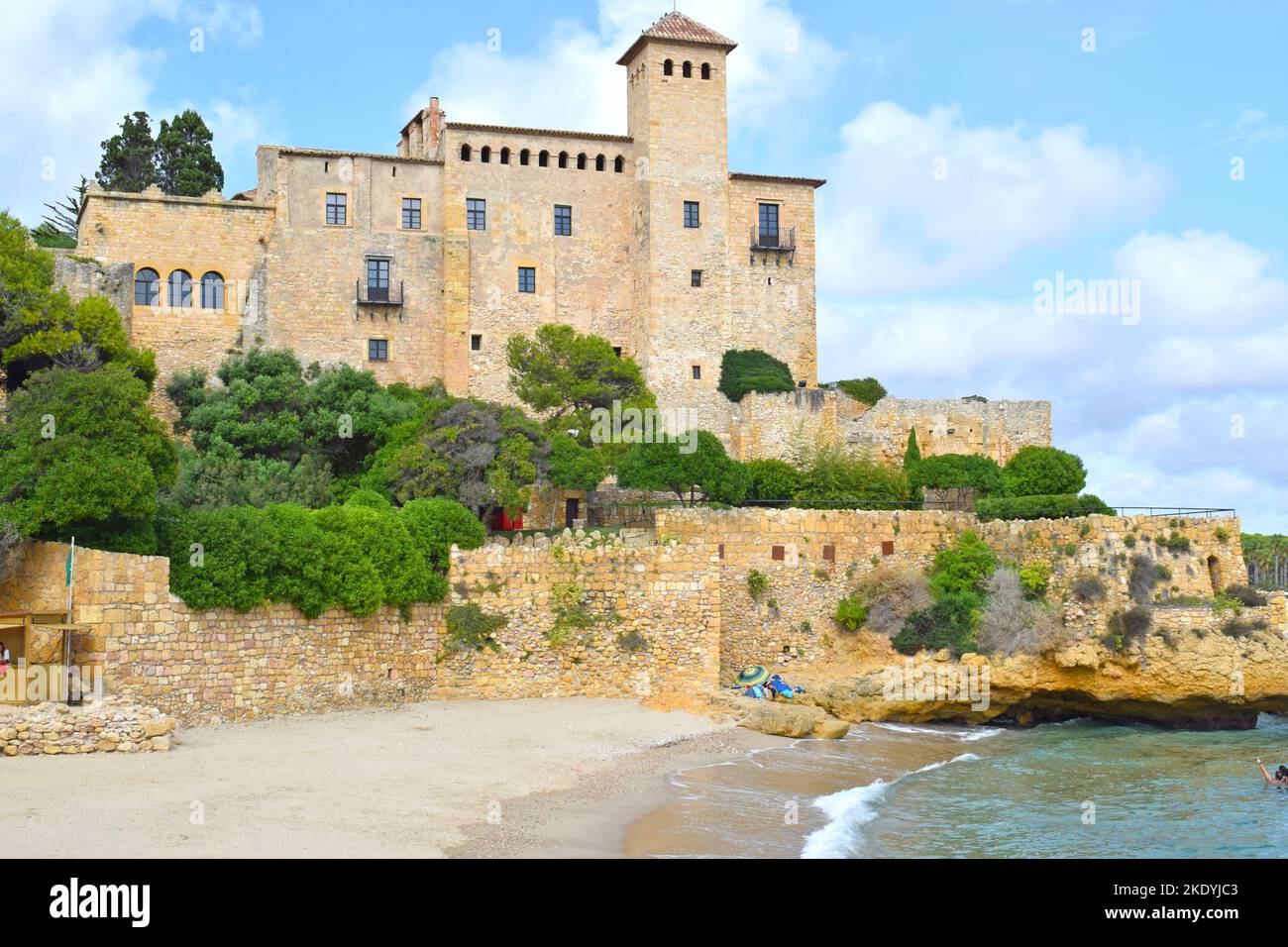 Tamarit castle hi-res stock photography and images - Alamy