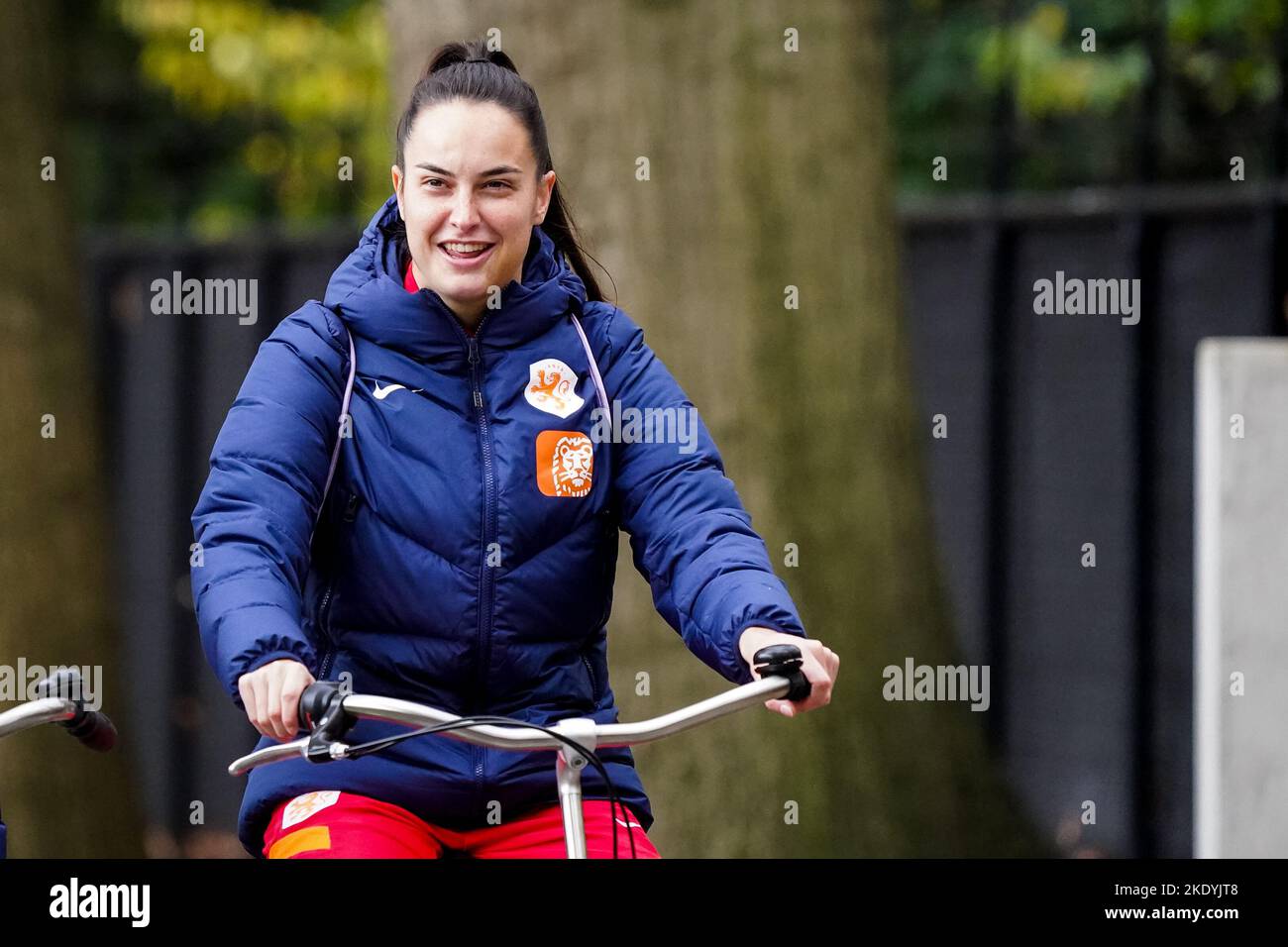 ZEIST, NETHERLANDS - NOVEMBER 9: Caitlin Dijkstra of the Netherlands ...