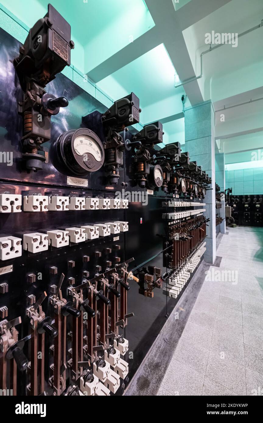 Battersea Control Room - Battersea Power Station Stock Photo - Alamy