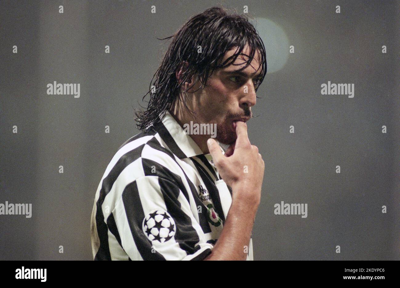 Juventus champions league 1996 hi-res stock photography and images - Alamy